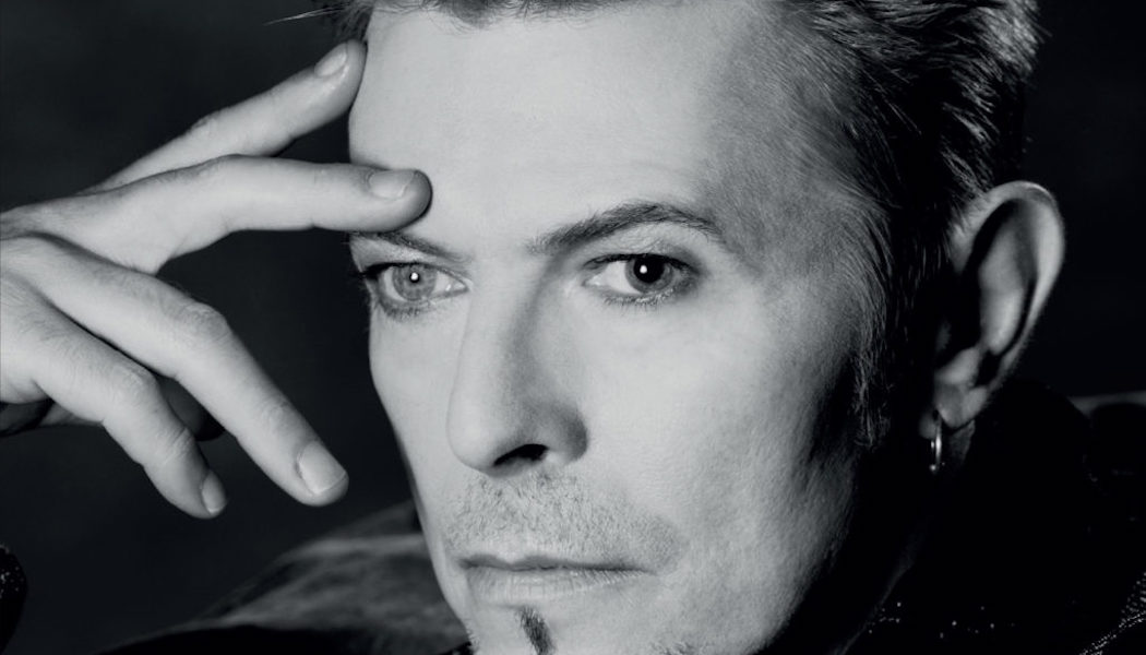 Rare Bowie Versions Seeing the Light - News Leak - Stomp And Stammer