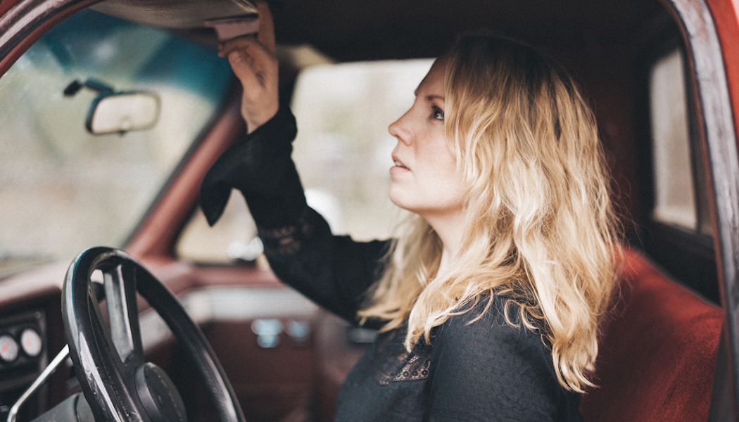 Mary Bragg Goes Drivin N Cryin Support Our Troops Stomp And Stammer