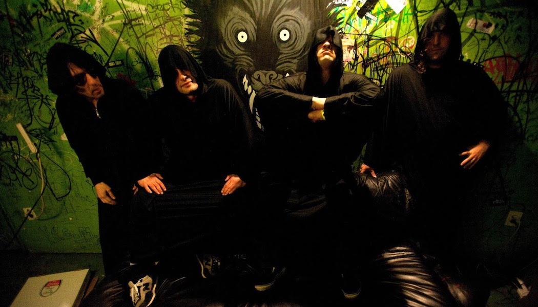 The Spits - Feature Stories - Stomp And Stammer